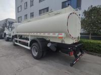 China SINOTRUK HOWO 4×2 10m³ Oil Tanker Truck for sale
