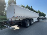 China SINOTRUK HOWO-TX 8×4 40m³ Oil Tanker Truck for Efficient Oil Transportation for sale