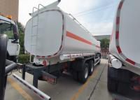China Euro 2 Emission Standard Oil Transport Truck Tanker Vehicle Suitable for Various Oil Types and Long Haul Transportation for sale
