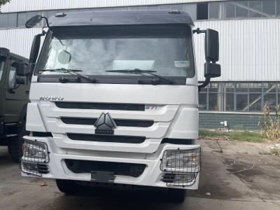 China Oil Transport Vehicle Oil Tank Truck , Mobile Gas Station Fuel Oil Trucks 371HP 33CBM for sale
