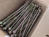 China SINOTRUK Parts Steel plate center bolts spring plate center screws bow plate center threads for sale