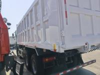China Tipper Truck SINOTRUK HOWO 371HP 12 Wheels LHD 31 Tons 20-30CBM ZZ3317N3567W White for sale