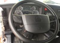 China Reliable Howo Tractor Truck Orange Color Tractor And Truck Low Fuel Consumption for sale