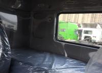 China SINOTRUK HOWO 70t Tractor Truck with ZF8098 Hydraulic Steering - 371HP Engine, 200L Fuel Tank, 6×4 Drive for sale