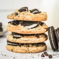 China Crispy Burst Pulp Chocolate Biscuit Compound Chocolate Filling Biscuit for sale