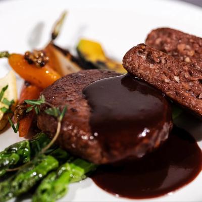 China Steak Plant Based Hamburger Meat Juicy Vegan With Umami Flavor For Gym Lovers for sale