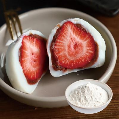 China Strawberry Milk Flavor Rice Fruit Mochi Soft Dried Sandwich With Sweet Grain Desserts for sale