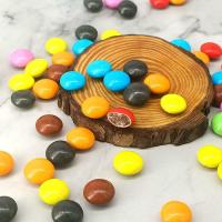 China Wholesale Chinese Bulk Candies and Assorted Chocolates White Colorful Chocolate Hard Beans for sale