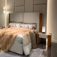 China Big Headboard Upholstered Modern Bedroom Furniture Sets Home King Size for sale