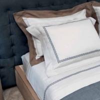 China Luxury Modern Bedroom Furniture Sets Comfortable High Density Composite Sponge Bed for sale