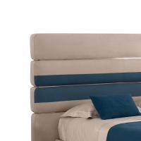China Modern King Size Solid Wood Platform Bed Frame Durable Home Hotel Room Furniture for sale