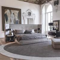 China Modern Italian Leather Upholstered Bed Frame Luxury King Size Bed For Bedroom for sale