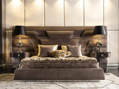 China Soft Elegant Upholstered Bed Stain Resistant Velvet Covers Pinewood Construction for sale