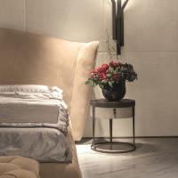 China 550mm Pine Lamp Bedside Table Round Mid Century Marble Top for sale