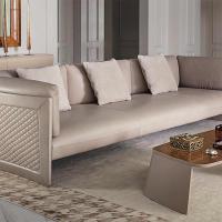 China Solid Wood High Back Sectional Outdoor 1.1m Leatherette Luxury Living Room Furniture Sets for sale
