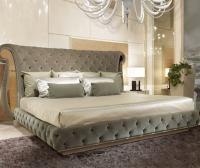 China 2.4m Luxury King Platform Bed Titanium Modern Bedroom Furniture Sets 1.34m for sale
