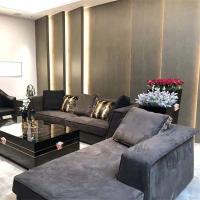 China Solid Wood Chesterfield Sofa Set Leather 1.25x0.75m Luxury Living Room Furniture Sets for sale