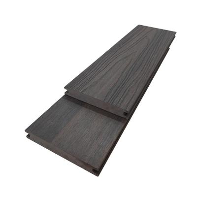 China Outdoor Waterproof Anti-Slip WPC Co-Extrusion Decking 140x25mm Crack Resistant Composite Flooring for sale