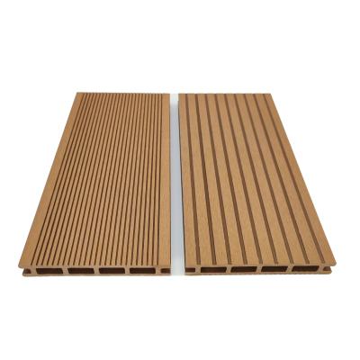 China Anti-Fade Anti-UV WPC Decking 140x25mm Wood Plastic Composite Outdoor Flooring with Superior Weather Resistance for sale