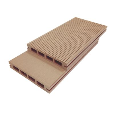 China GuoFeng WPC Composite Decking 150x25mm Embossed Outdoor Decking Board CE ISO for sale