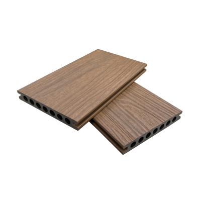 China WPC Co-Extrusion Decking with 3000 PSI Load Rating and 0.3mm Thermal Expansion for Outdoor Applications for sale