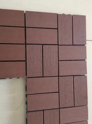 China 30x30cm Interlocking WPC Deck Tiles DIY Patio Flooring for Outdoor Spaces for sale
