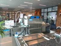 China 190KG 10KW / 28KW Door Type Dishwasher ECO-M90P for Staff canteens for sale