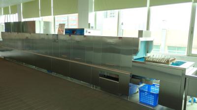 China Triple Tanks Commercial Dishwashing Machine With Double Rinse Arms Slagging for sale