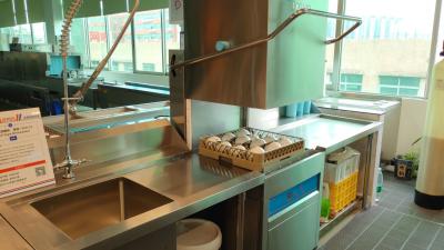 China Heavy Duty Electric Hood Type Dishwasher Wear Resistant Material 220V 50Hz for sale