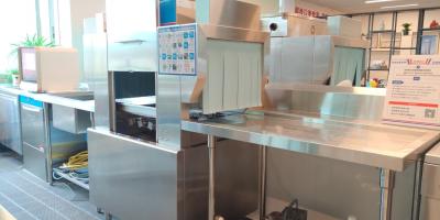 China Automatic Under Bench Commercial Dishwasher , Commercial Bar Dishwasher for sale