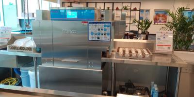 China Safety Protection Rack Conveyor Dishwasher Automatically Shut Down for sale