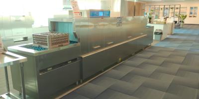 China Long Chain Commercial Dishwashing Machine For School , Hotel , Factory for sale