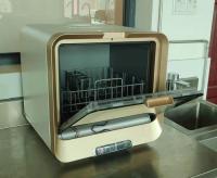 China Single Layer Apartment Size Dishwasher / Portable Countertop Dishwasher for sale