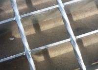 China Hot Dip Galvanized Steel Grating with 30x3mm Bearing Bars and 30mm Pitch for Industrial Platforms for sale