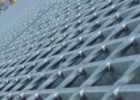 China Welded Steel Grating for Industrial Walkways and Platforms - 30mm Bearing Bar Spacing with 100mm Cross Bars for sale