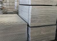 China Welded Steel Grating for Industrial Walkways and Platforms - 30mm Bearing Bar Spacing with 100mm Cross Bars for sale