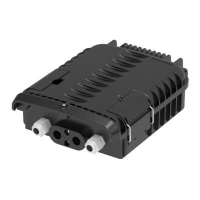 China FTTH Fiber Optic Terminal Box 24 Cores High Density Wall Mount Distribution Box SC Adapter for sale