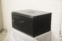 China 19-Inch Wall-Mounted Network Cabinet Rack with Design and 40 kg Static Loading Capacity for sale