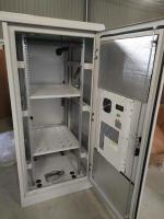 China 44U 900*900*2100 Server Cabinet with Rainproof Air Conditioner Cooling System and Stock for sale