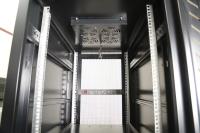 China 600*800*1000mm Standard 19 Inch Data Center Server Rack with 5mm Tempered Glass Door for sale