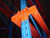 China Multi Tier Heavy Duty Drive-In Pallet Racking System - 5000mm Height, 2000KG Capacity, Double Entry Design for sale