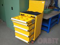 China Workshop Storage Steel Tool Chest Cabinet 600-1000mm Width with 50-200KG Drawer Capacity for sale