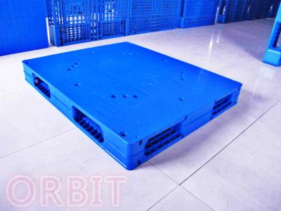 China 4-Way Entry Heavy Duty Plastic Pallets 1000x1000mm to 1500x1500mm with 6-Ton Static Load and 1.5-Ton Dynamic Capacity for sale