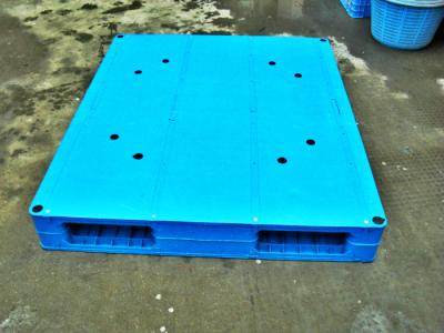 China Custom Stackable Plastic Pallets 1000x1000x150mm with 6T Static Load for Industrial Shipping for sale
