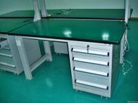 China Stainless Steel Work Bench with Butcher Block Hardwood Top - 1500-2100mm Sizes, 500-2000kg Capacity for sale