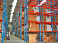 China Heavy Duty Selective Pallet Racking System - 5 Levels, 4000KG Capacity, Custom Sizes 2500-3800mm for sale