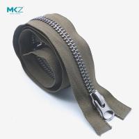 China 5# black nickel zipper with fine teeth Two-way separator zipper Metal zipper for sale