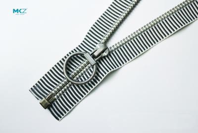 China Black And White Stripe #5 #4 Metal Zippers For Jeans for sale