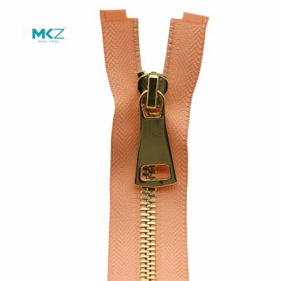 China Ginger #7 #8 #10 One Way Heavy Duty Metal Zippers For Jacket for sale