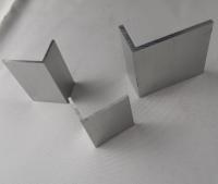 China 10mm-12000mm Length Metal Wall Guard Trim Extruded L Shape Aluminium Angle for sale